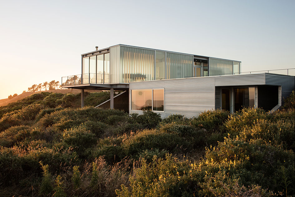 C-Glass House / Deegan Day Design | bausource